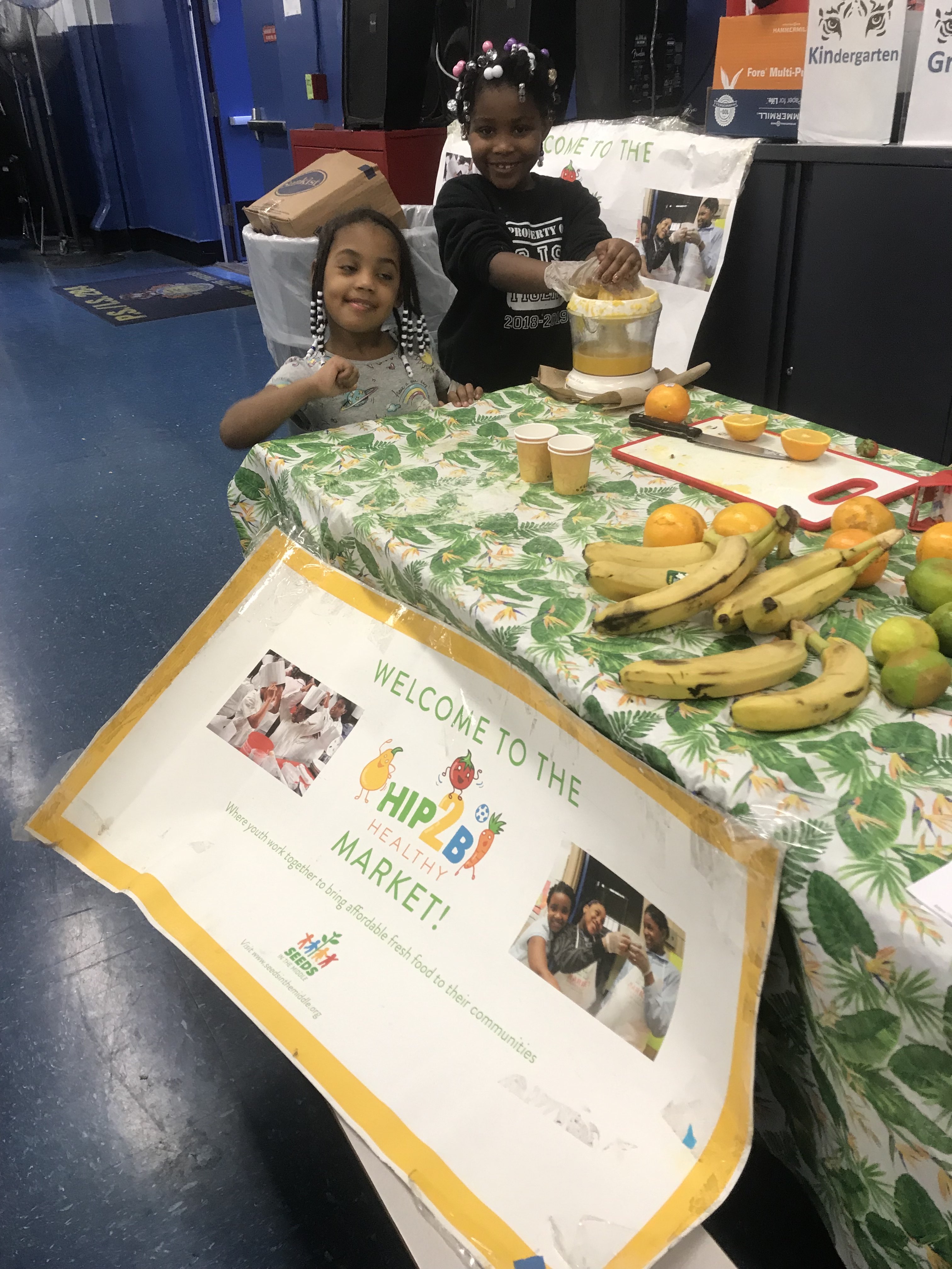 Hip2B Healthy Fresh Food Box/Farmstand at PS 284 - ioby